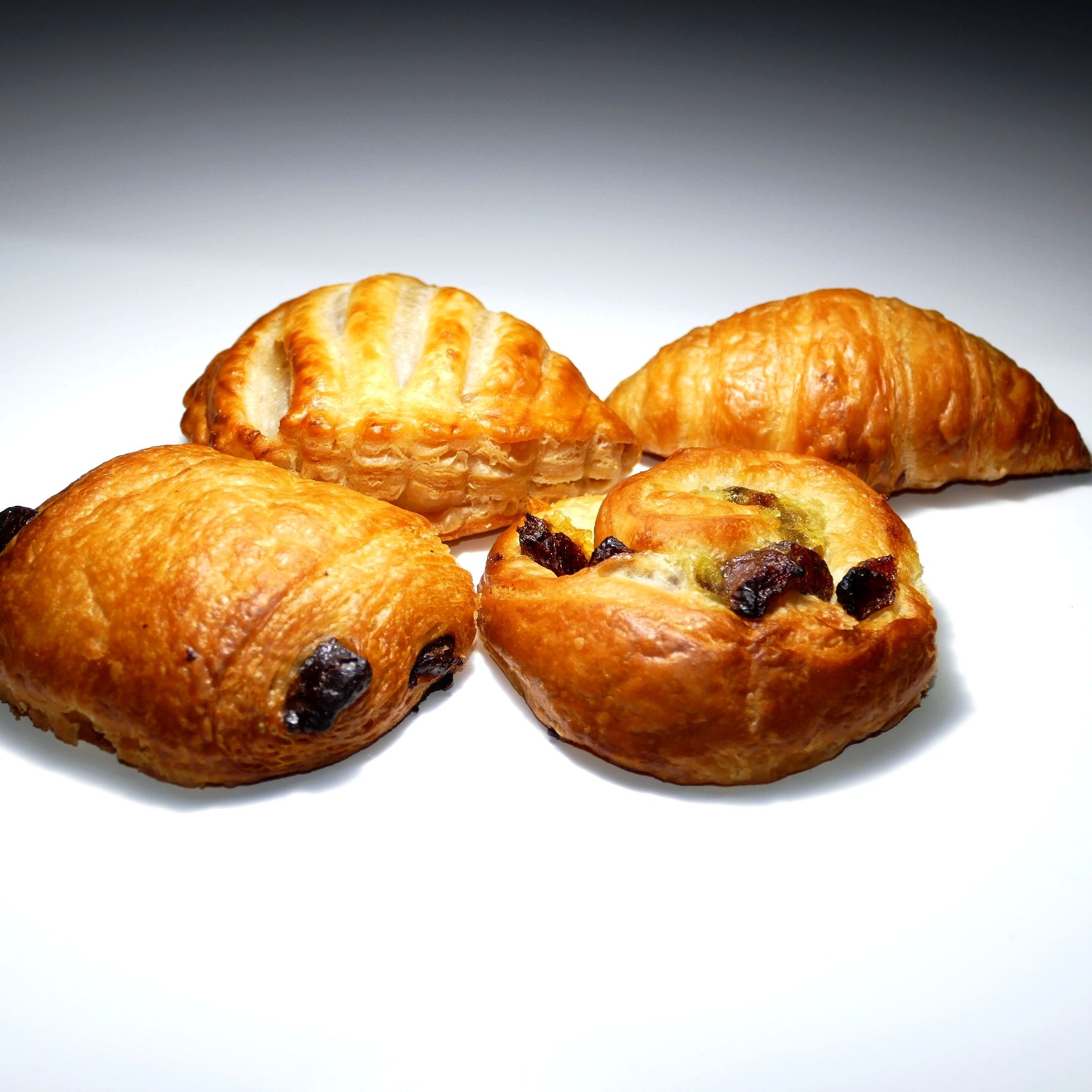 Coffret Assortiment Viennoiseries 16 pièces - Eau de thym